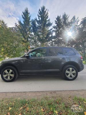 Volkswagen Touareg 2009 Šauļi, ar dzinēja tilpumu 2.50 L un nobraukumu 305 tūkst. km par 2600 €, foto 5 vietnē AUTOMOTO.COM.LV