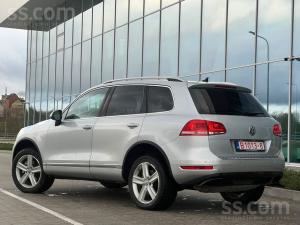 Volkswagen Touareg 2010 in Rezekne, with an engine capacity of 3.00 L and mileage of 0 thousand km for 9300 €, photo 4 on AUTOMOTO.COM.LV
