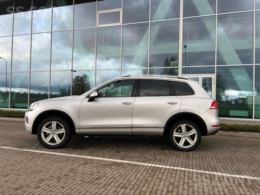 Volkswagen Touareg 2010 in Rezekne, with an engine capacity of 3.00 L and mileage of 0 thousand km for 9300 €, photo 5 on AUTOMOTO.COM.LV