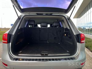 Volkswagen Touareg 2010 in Rezekne, with an engine capacity of 3.00 L and mileage of 0 thousand km for 9300 €, photo 7 on AUTOMOTO.COM.LV