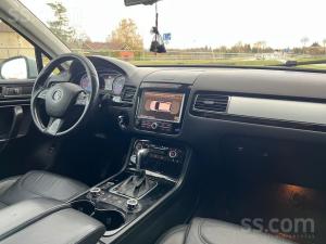 Volkswagen Touareg 2010 in Rezekne, with an engine capacity of 3.00 L and mileage of 0 thousand km for 9300 €, photo 9 on AUTOMOTO.COM.LV