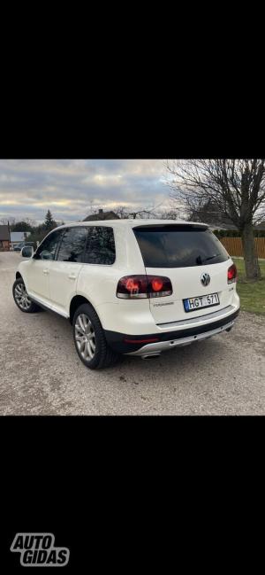 Volkswagen Touareg 2010 in Marijampole, with an engine capacity of 3.00 L and mileage of 300 thousand km for 5750 €, photo 2 on AUTOMOTO.COM.LV
