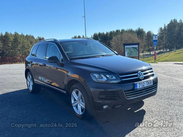 Volkswagen Touareg 2010 in Narva, with an engine capacity of 3.00 L and mileage of 290 thousand km for 7990 €, photo 2 on AUTOMOTO.COM.LV