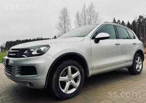 Volkswagen Touareg 2011 in Ogre, with an engine capacity of 3.00 L and mileage of 326 thousand km for 12100 €, photo  on AUTOMOTO.COM.LV
