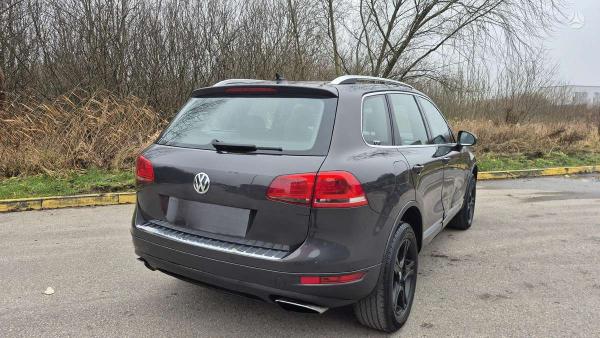Volkswagen Touareg 2011 Klaipėda, ar dzinēja tilpumu 2.97 L un nobraukumu 399 tūkst. km par 6700 €, foto 4 vietnē AUTOMOTO.COM.LV