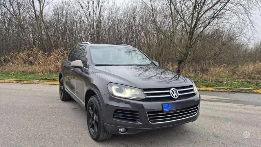 Volkswagen Touareg 2011 in Klaipeda, with an engine capacity of 2.97 L and mileage of 399 thousand km for 6700 €, photo 5 on AUTOMOTO.COM.LV