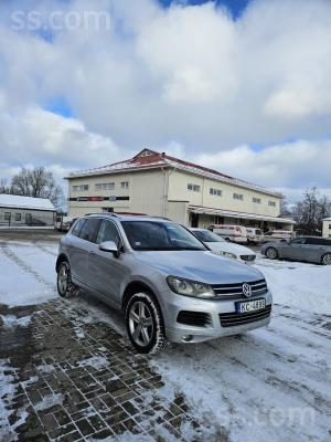 Volkswagen Touareg 2011 in Rezekne, with an engine capacity of 3.00 L and mileage of 329 thousand km for 8900 €, photo 8 on AUTOMOTO.COM.LV