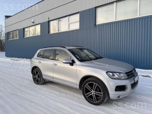 Volkswagen Touareg 2011 Rēzekne, ar dzinēja tilpumu 3.00 L un nobraukumu 256 tūkst. km par 12500 €, foto 5 vietnē AUTOMOTO.COM.LV