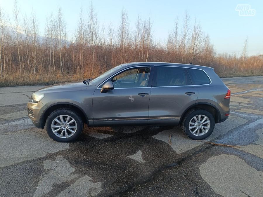 Volkswagen Touareg 2011 Panevēža, ar dzinēja tilpumu 3.00 L un nobraukumu 268 tūkst. km par 7350 €, foto 6 vietnē AUTOMOTO.COM.LV