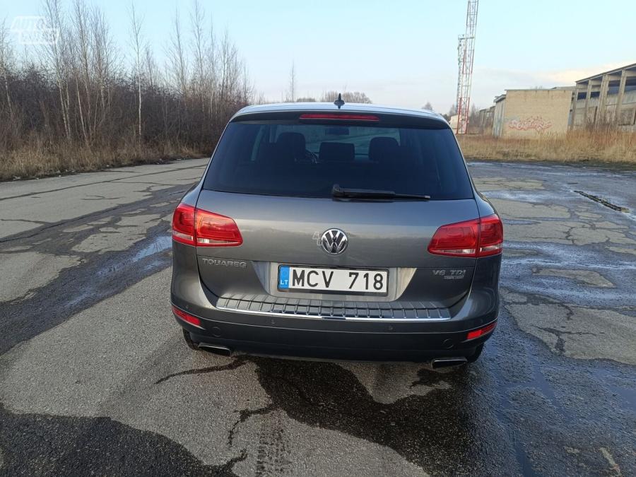 Volkswagen Touareg 2011 Panevēža, ar dzinēja tilpumu 3.00 L un nobraukumu 268 tūkst. km par 7350 €, foto 7 vietnē AUTOMOTO.COM.LV
