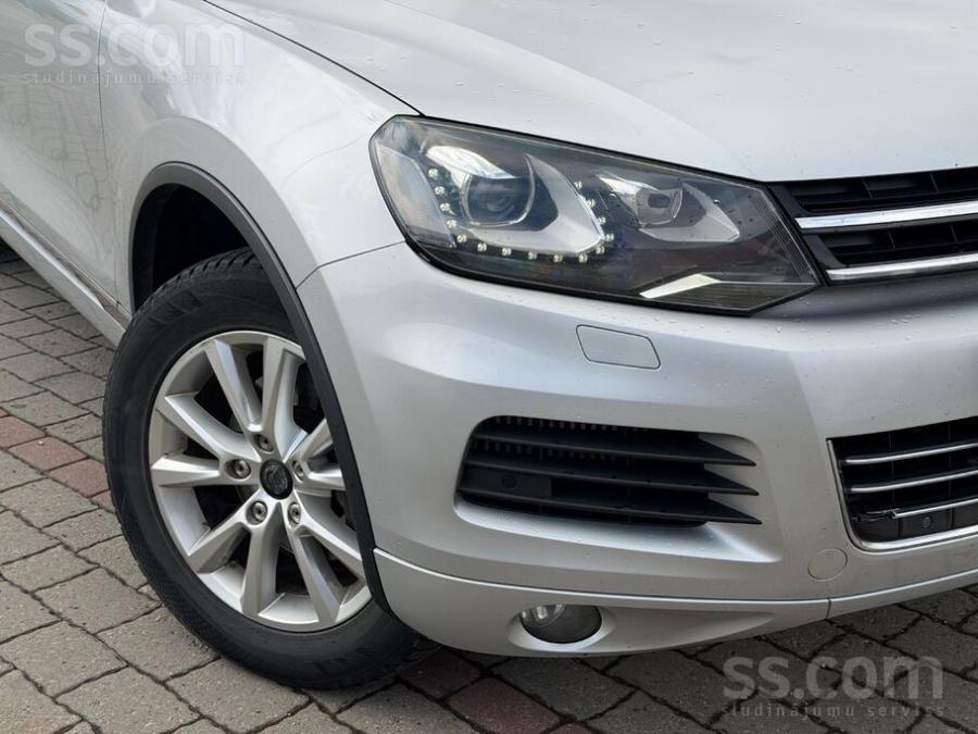 Volkswagen Touareg 2011 in Ventspils, with an engine capacity of 3.00 L and mileage of 356 thousand km for 9900 €, photo 4 on AUTOMOTO.COM.LV