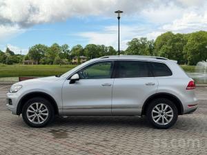 Volkswagen Touareg 2011 in Ventspils, with an engine capacity of 3.00 L and mileage of 356 thousand km for 9900 €, photo 6 on AUTOMOTO.COM.LV