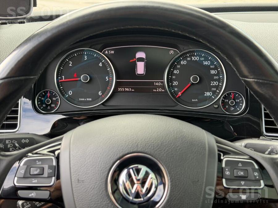 Volkswagen Touareg 2011 in Ventspils, with an engine capacity of 3.00 L and mileage of 356 thousand km for 9900 €, photo 11 on AUTOMOTO.COM.LV