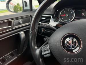 Volkswagen Touareg 2011 in Ventspils, with an engine capacity of 3.00 L and mileage of 356 thousand km for 9900 €, photo 12 on AUTOMOTO.COM.LV