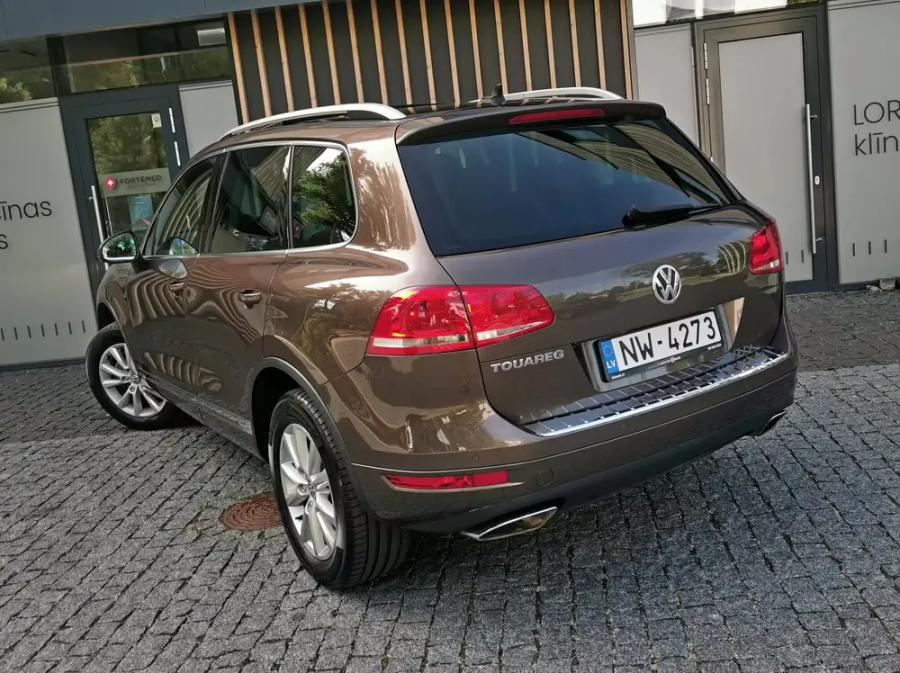 Volkswagen Touareg 2011 Rīga, ar dzinēja tilpumu 3.00 L un nobraukumu 207 tūkst. km par 14190 €, foto 3 vietnē AUTOMOTO.COM.LV