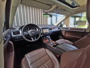 Volkswagen Touareg 2011 Rīga, ar dzinēja tilpumu 3.00 L un nobraukumu 207 tūkst. km par 14190 €, foto 9 vietnē AUTOMOTO.COM.LV