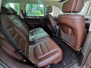 Volkswagen Touareg 2011 Rīga, ar dzinēja tilpumu 3.00 L un nobraukumu 207 tūkst. km par 14190 €, foto 17 vietnē AUTOMOTO.COM.LV
