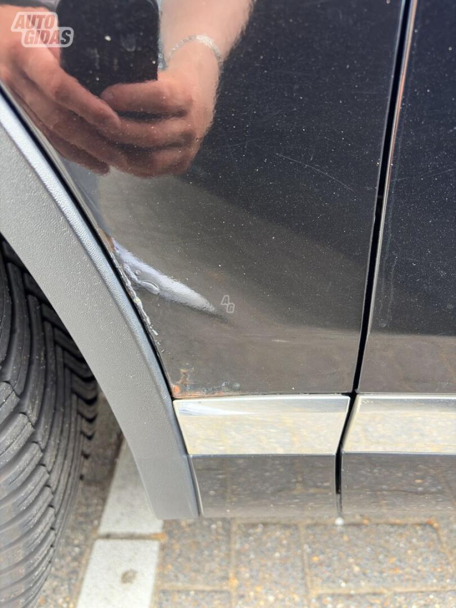 Volkswagen Touareg 2011 Alīta, ar dzinēja tilpumu 3.00 L un nobraukumu 252 tūkst. km par 8000 €, foto 9 vietnē AUTOMOTO.COM.LV