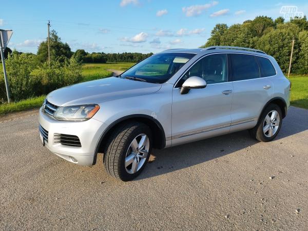 Volkswagen Touareg 2011 Rietavas, ar dzinēja tilpumu 3.60 L un nobraukumu 317 tūkst. km par 9000 €, foto 3 vietnē AUTOMOTO.COM.LV