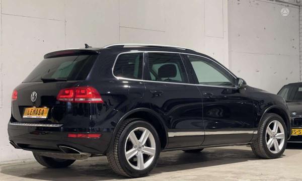 Volkswagen Touareg 2011 in Klaipeda, with an engine capacity of 0.00 L and mileage of 333 thousand km for 10500 €, photo 3 on AUTOMOTO.COM.LV