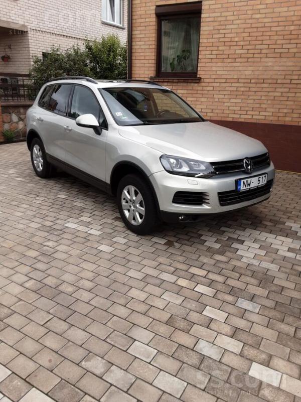Volkswagen Touareg 2012 in Daugavpils, with an engine capacity of 3.00 L and mileage of 215 thousand km for 12900 €, photo 2 on AUTOMOTO.COM.LV
