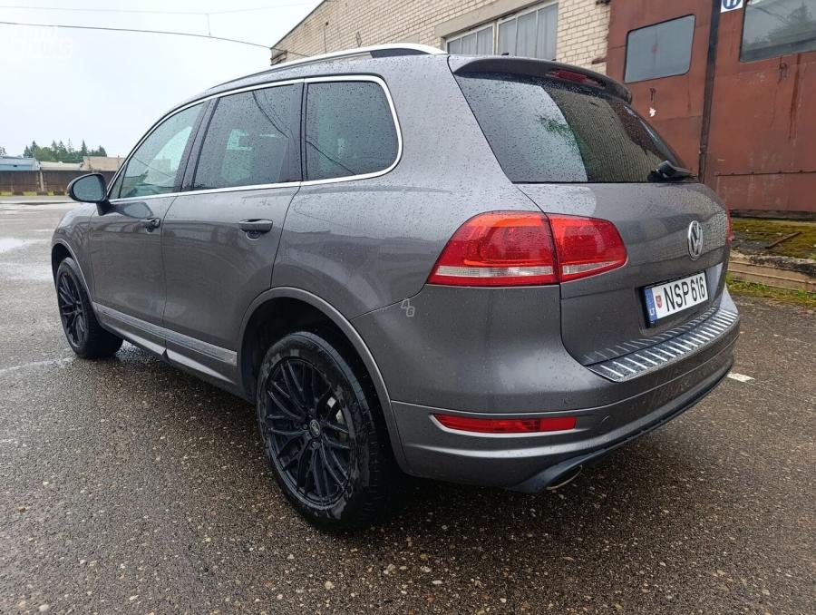 Volkswagen Touareg 2012 Viļņa, ar dzinēja tilpumu 3.00 L un nobraukumu 307 tūkst. km par 9300 €, foto 5 vietnē AUTOMOTO.COM.LV