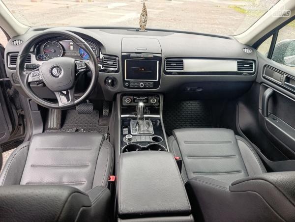 Volkswagen Touareg 2012 Viļņa, ar dzinēja tilpumu 3.00 L un nobraukumu 307 tūkst. km par 9300 €, foto 9 vietnē AUTOMOTO.COM.LV