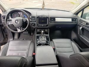 Volkswagen Touareg 2012 Viļņa, ar dzinēja tilpumu 3.00 L un nobraukumu 307 tūkst. km par 9300 €, foto 10 vietnē AUTOMOTO.COM.LV