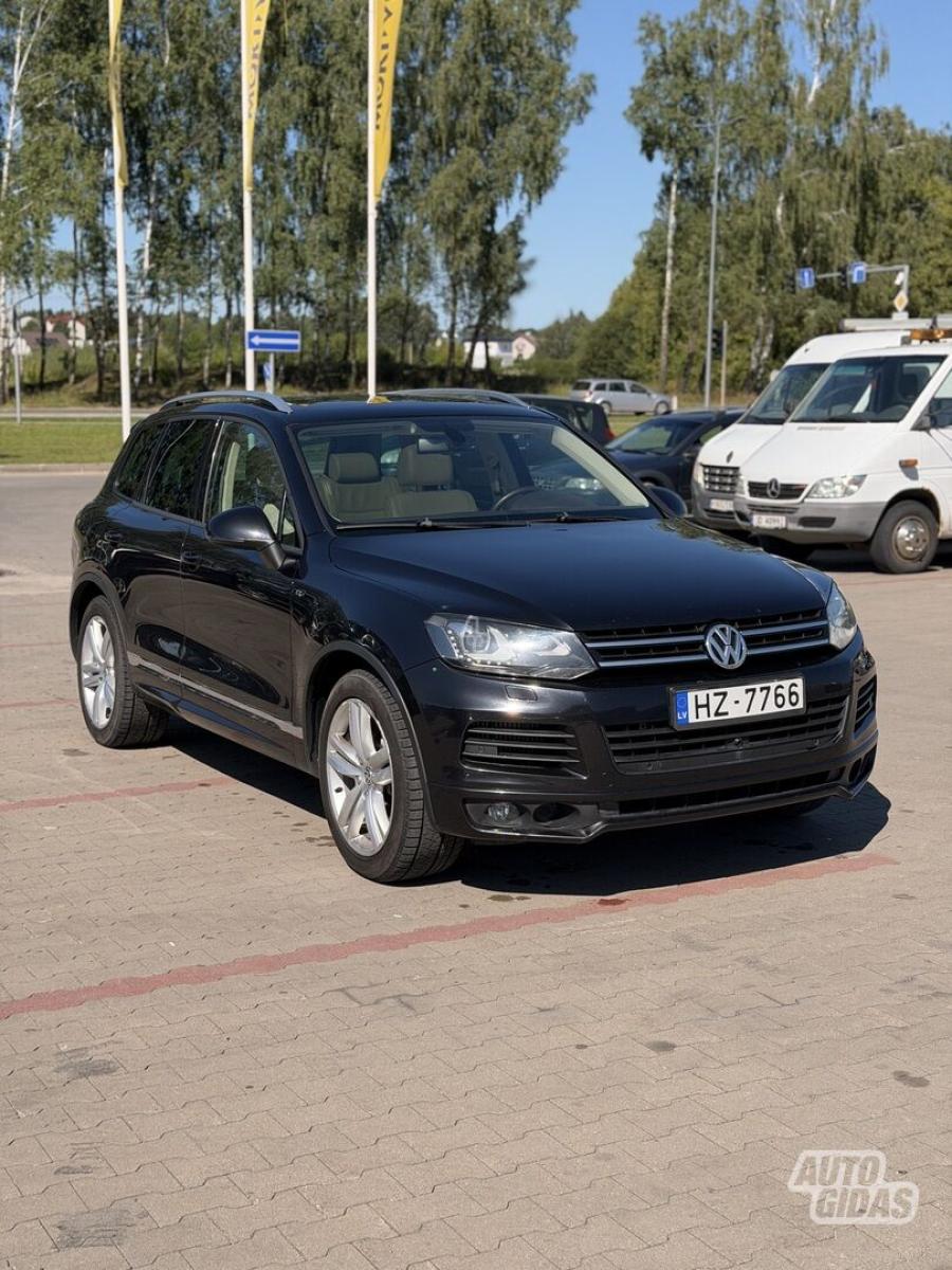 Volkswagen Touareg 2013 Viļņa, ar dzinēja tilpumu 3.00 L un nobraukumu 450 tūkst. km par 6950 €, foto 1 vietnē AUTOMOTO.COM.LV