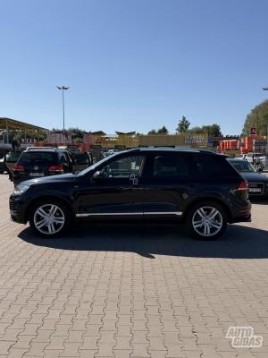 Volkswagen Touareg 2013 Viļņa, ar dzinēja tilpumu 3.00 L un nobraukumu 450 tūkst. km par 6950 €, foto 4 vietnē AUTOMOTO.COM.LV