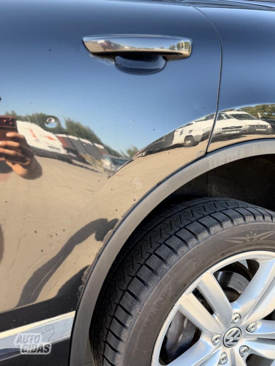 Volkswagen Touareg 2013 Viļņa, ar dzinēja tilpumu 3.00 L un nobraukumu 450 tūkst. km par 6950 €, foto 22 vietnē AUTOMOTO.COM.LV