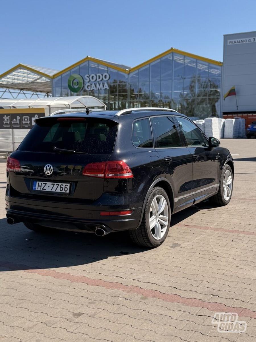 Volkswagen Touareg 2013 in Vilnius, with an engine capacity of 3.00 L and mileage of 450 thousand km for 6900 €, photo 7 on AUTOMOTO.COM.LV