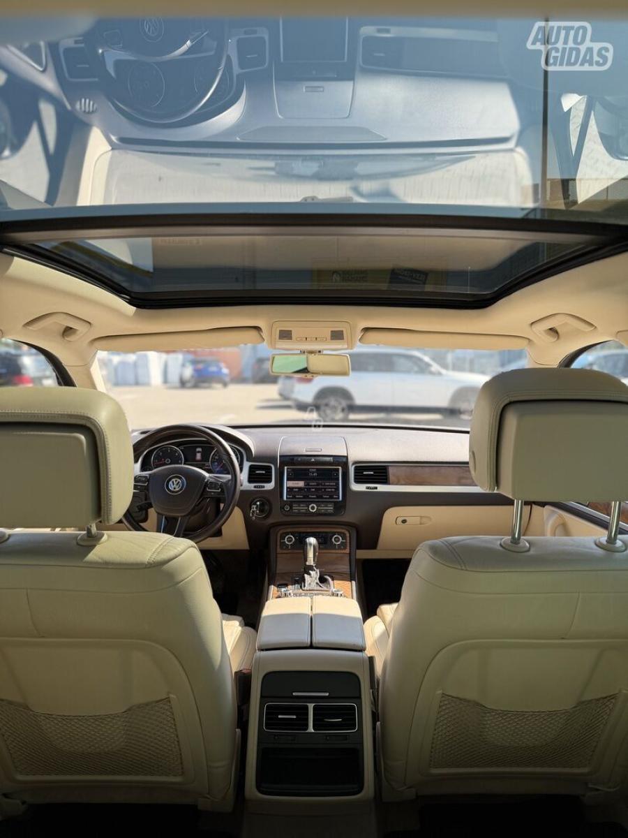 Volkswagen Touareg 2013 in Vilnius, with an engine capacity of 3.00 L and mileage of 450 thousand km for 6900 €, photo 12 on AUTOMOTO.COM.LV