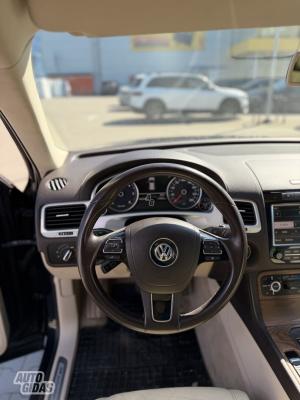 Volkswagen Touareg 2013 in Vilnius, with an engine capacity of 3.00 L and mileage of 450 thousand km for 6900 €, photo 16 on AUTOMOTO.COM.LV