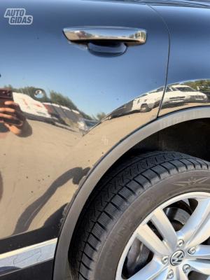 Volkswagen Touareg 2013 in Vilnius, with an engine capacity of 3.00 L and mileage of 450 thousand km for 6900 €, photo 22 on AUTOMOTO.COM.LV
