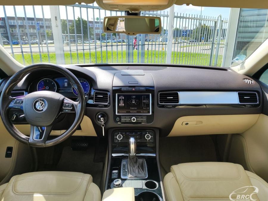 Volkswagen Touareg 2013 Klaipėda, ar dzinēja tilpumu 2.97 L un nobraukumu 306 tūkst. km par 8900 €, foto 5 vietnē AUTOMOTO.COM.LV