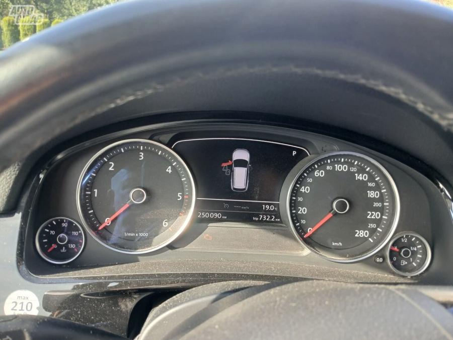 Volkswagen Touareg 2013 Klaipėda, ar dzinēja tilpumu 3.00 L un nobraukumu 250 tūkst. km par 9800 €, foto 7 vietnē AUTOMOTO.COM.LV