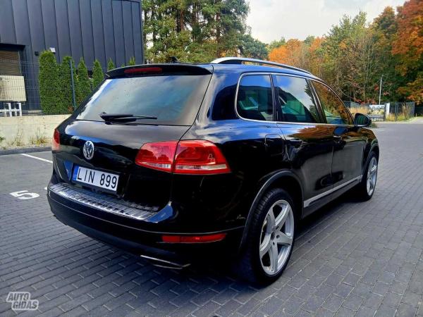Volkswagen Touareg 2013 in Vilnius on AUTOMOTO.COM.LV Volkswagen Touareg 2013 in Vilnius, with an engine capacity of 3.60 L and mileage of 230 thousand km for 5500 €, photo 5 on AUTOMOTO.COM.LV