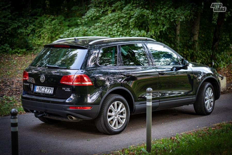 Volkswagen Touareg 2014 in Vilnius, with an engine capacity of 3.00 L and mileage of 490 thousand km for 8100 €, photo 3 on AUTOMOTO.COM.LV