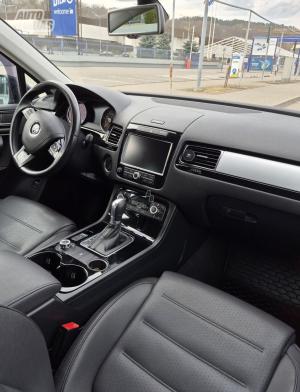Volkswagen Touareg 2014 Viļņa, ar dzinēja tilpumu 3.60 L un nobraukumu 117 tūkst. km par 13900 €, foto 24 vietnē AUTOMOTO.COM.LV