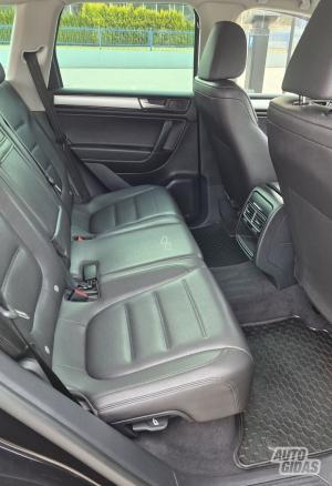Volkswagen Touareg 2014 Viļņa, ar dzinēja tilpumu 3.60 L un nobraukumu 117 tūkst. km par 13900 €, foto 25 vietnē AUTOMOTO.COM.LV
