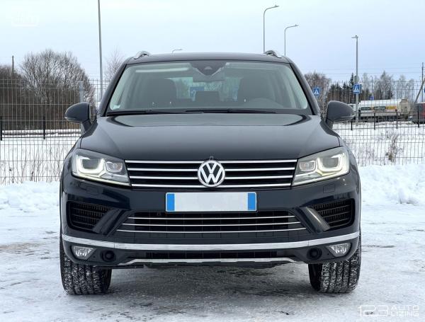 Volkswagen Touareg 2015 in Taurage, with an engine capacity of 3.00 L and mileage of 264 thousand km for 15200 €, photo 3 on AUTOMOTO.COM.LV