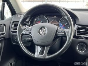 Volkswagen Touareg 2015 Tauragė, ar dzinēja tilpumu 3.00 L un nobraukumu 264 tūkst. km par 15200 €, foto 16 vietnē AUTOMOTO.COM.LV