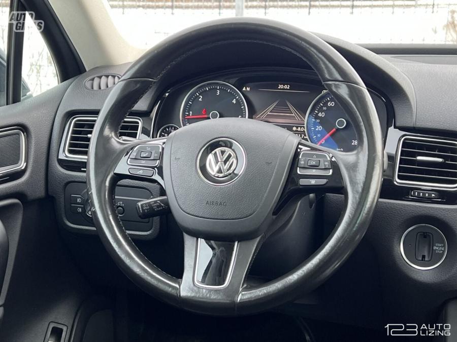 Volkswagen Touareg 2015 Tauragė, ar dzinēja tilpumu 3.00 L un nobraukumu 264 tūkst. km par 15200 €, foto 16 vietnē AUTOMOTO.COM.LV