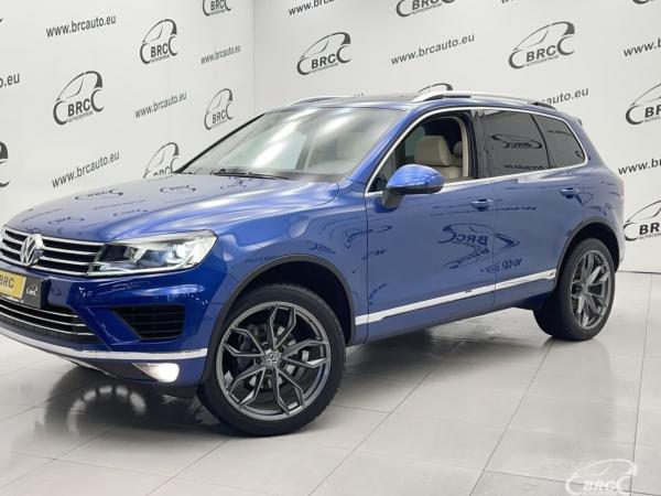 Volkswagen Touareg 2015 in Vilnius, with an engine capacity of 2.97 L and mileage of 232 thousand km for 17500 €, photo 1 on AUTOMOTO.COM.LV