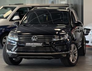 Volkswagen Touareg 2015 Klaipėda, ar dzinēja tilpumu 4.13 L un nobraukumu 311 tūkst. km par 17950 €, foto  vietnē AUTOMOTO.COM.LV