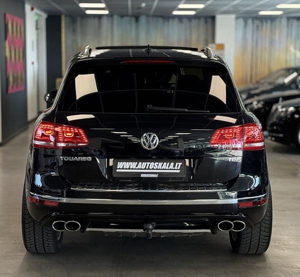 Volkswagen Touareg 2015 Klaipėda, ar dzinēja tilpumu 4.13 L un nobraukumu 311 tūkst. km par 17950 €, foto 5 vietnē AUTOMOTO.COM.LV