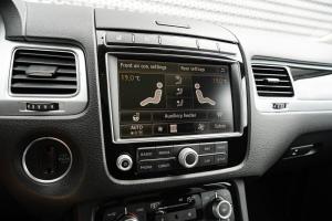 Volkswagen Touareg 2015 Mārupe, ar dzinēja tilpumu 3.00 L un nobraukumu 229 tūkst. km par 21300 €, foto 22 vietnē AUTOMOTO.COM.LV