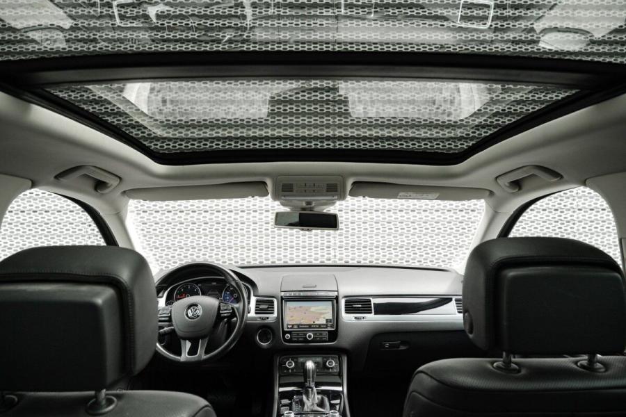 Volkswagen Touareg 2015 Mārupe, ar dzinēja tilpumu 3.00 L un nobraukumu 229 tūkst. km par 21300 €, foto 30 vietnē AUTOMOTO.COM.LV