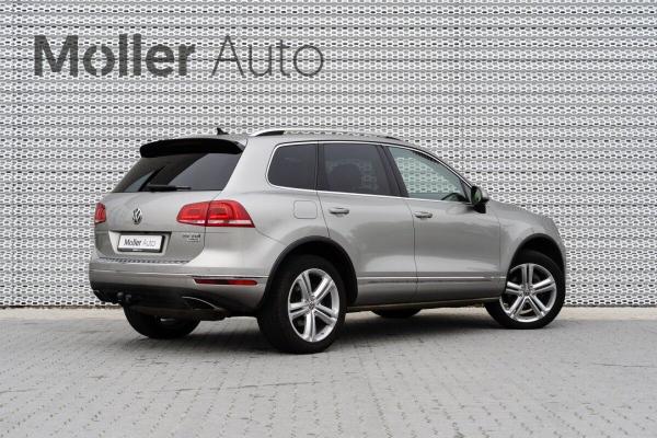Volkswagen Touareg 2015 Mārupe, ar dzinēja tilpumu 3.00 L un nobraukumu 230 tūkst. km par 21800 €, foto 5 vietnē AUTOMOTO.COM.LV